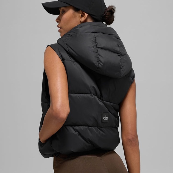 ALO Yoga | Jackets & Coats | Alo Yoga Gold Rush Puffer Vest In Black ...